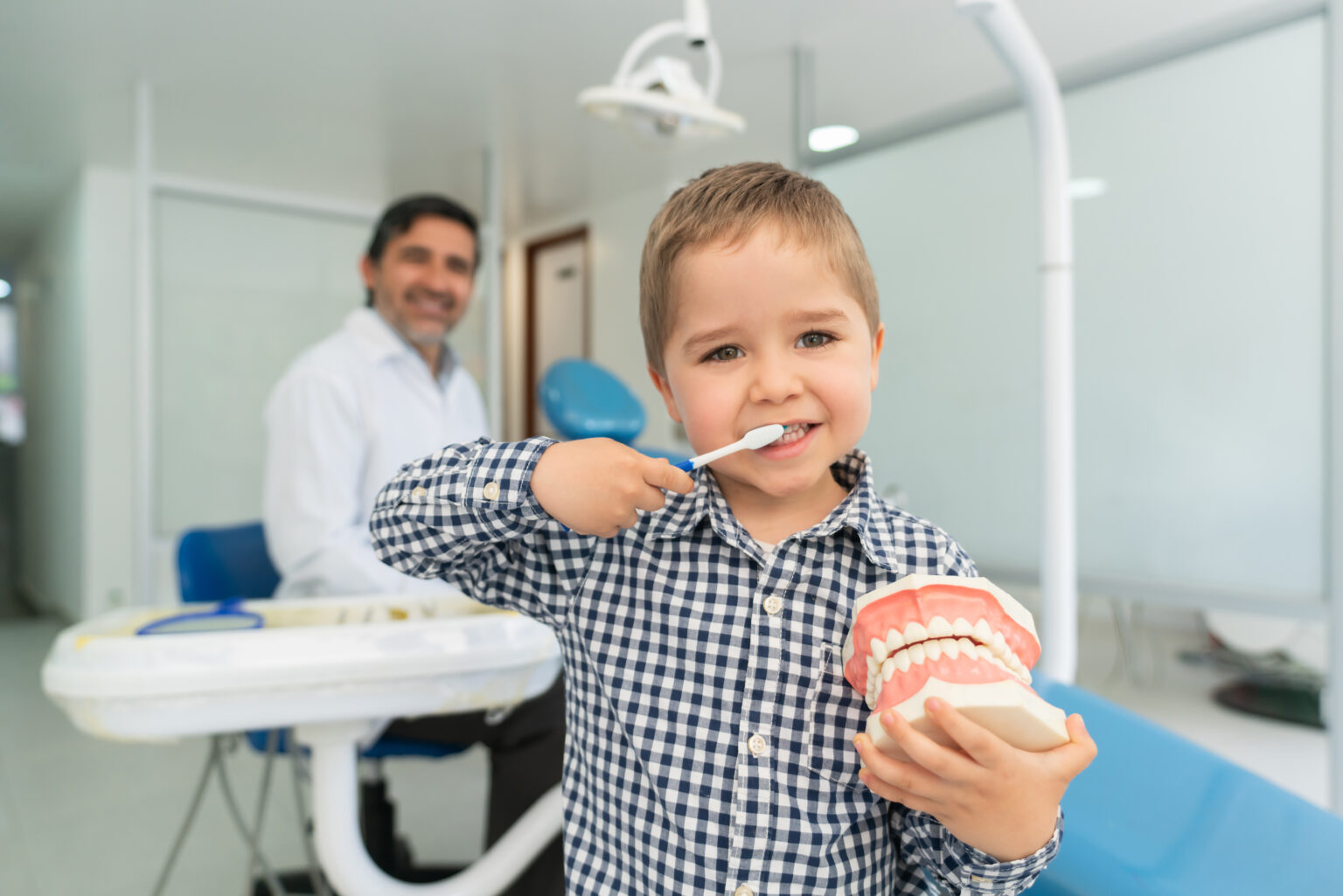 The Timeline of Baby Teeth: When Do They Erupt and Fall Out ...