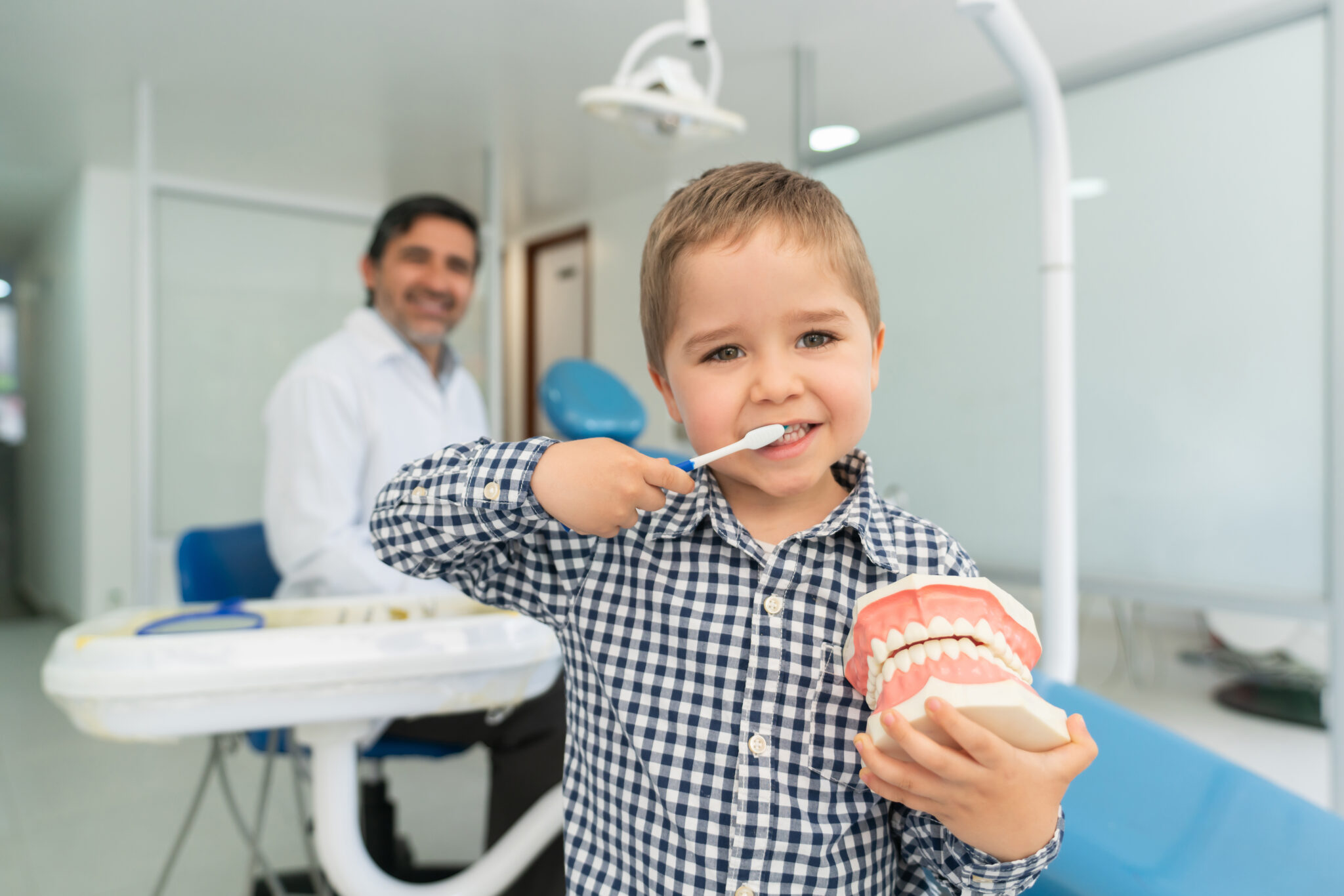 The Timeline of Baby Teeth: When Do They Erupt and Fall Out ...